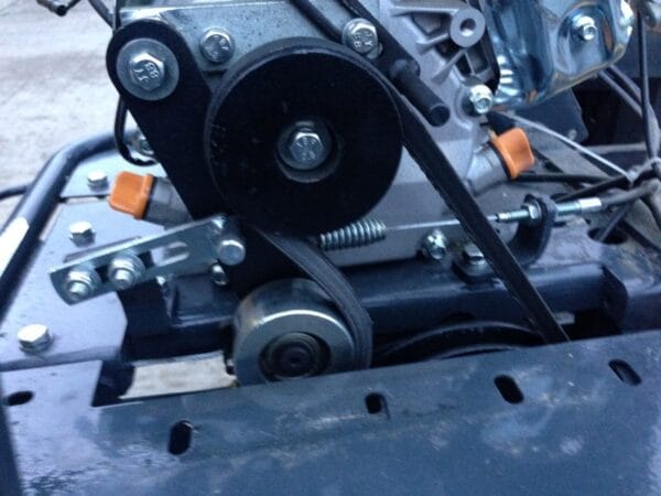 How to adjust the clutch cable / Drive belt on the MD300, MD300R ...